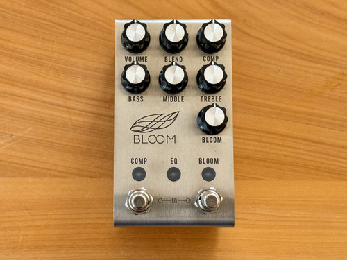 Jackson - Bloom - Tone Lounge
