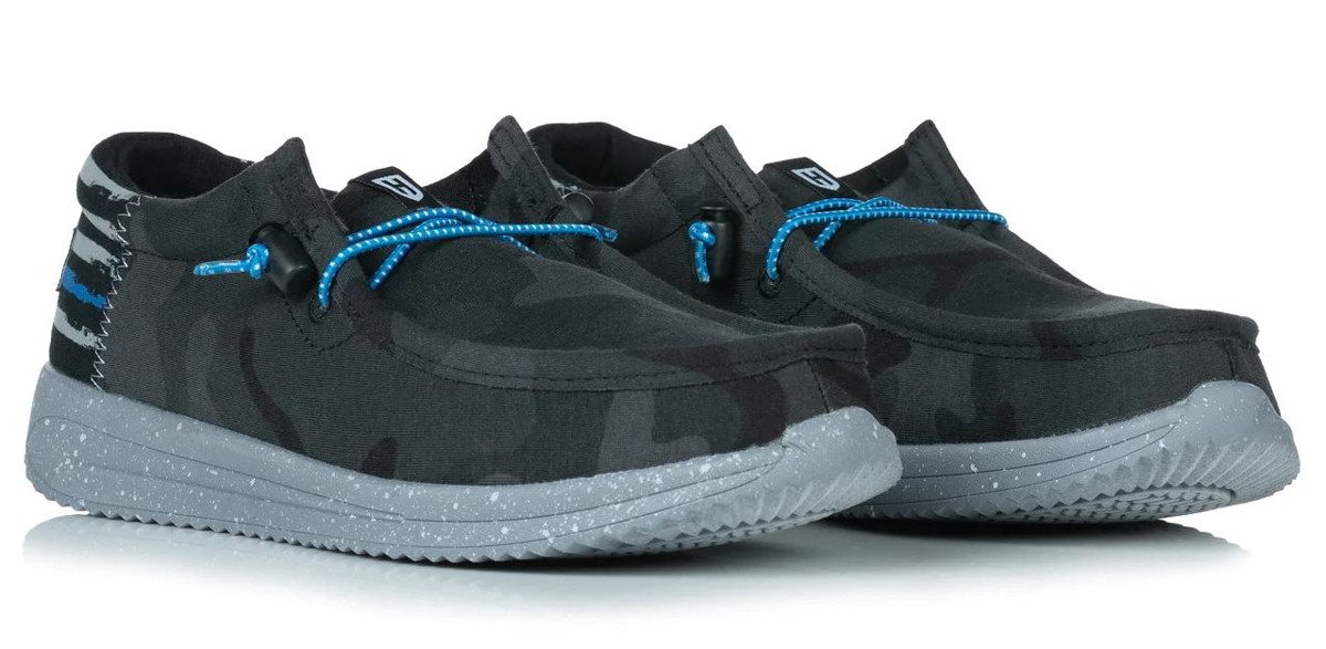 Howitzer Black Camo Roam Blue Line Shoe