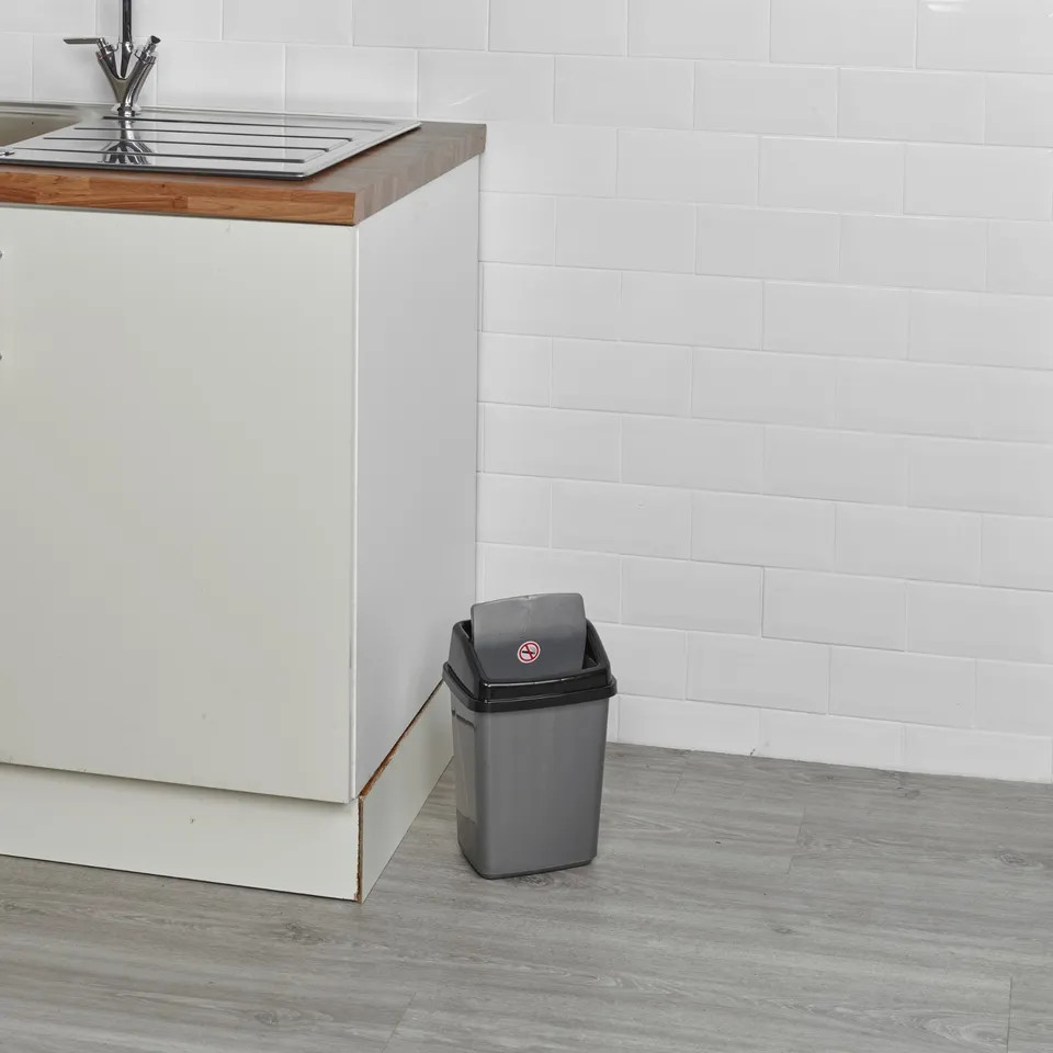 5L Plastic Waste Recycling Bin With Swing Lid