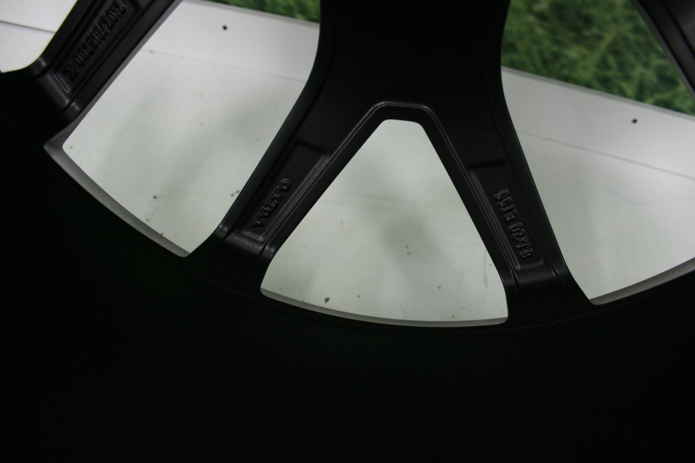 Genuine Volvo 20" Polestar Wheel in Silver/Matte Black, 2015-2016 years ...