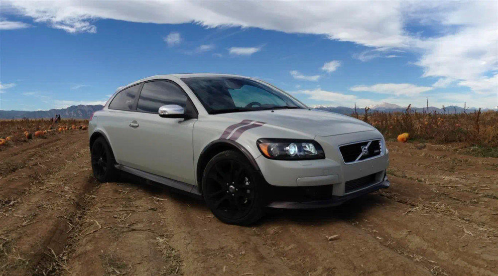 P1 C30/S40/C70 Dual Fender Stripe Decals - ViVA Performance