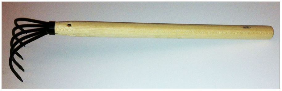 Ninja Claw Long Handle Rake - Growing Trade Pet & Plant