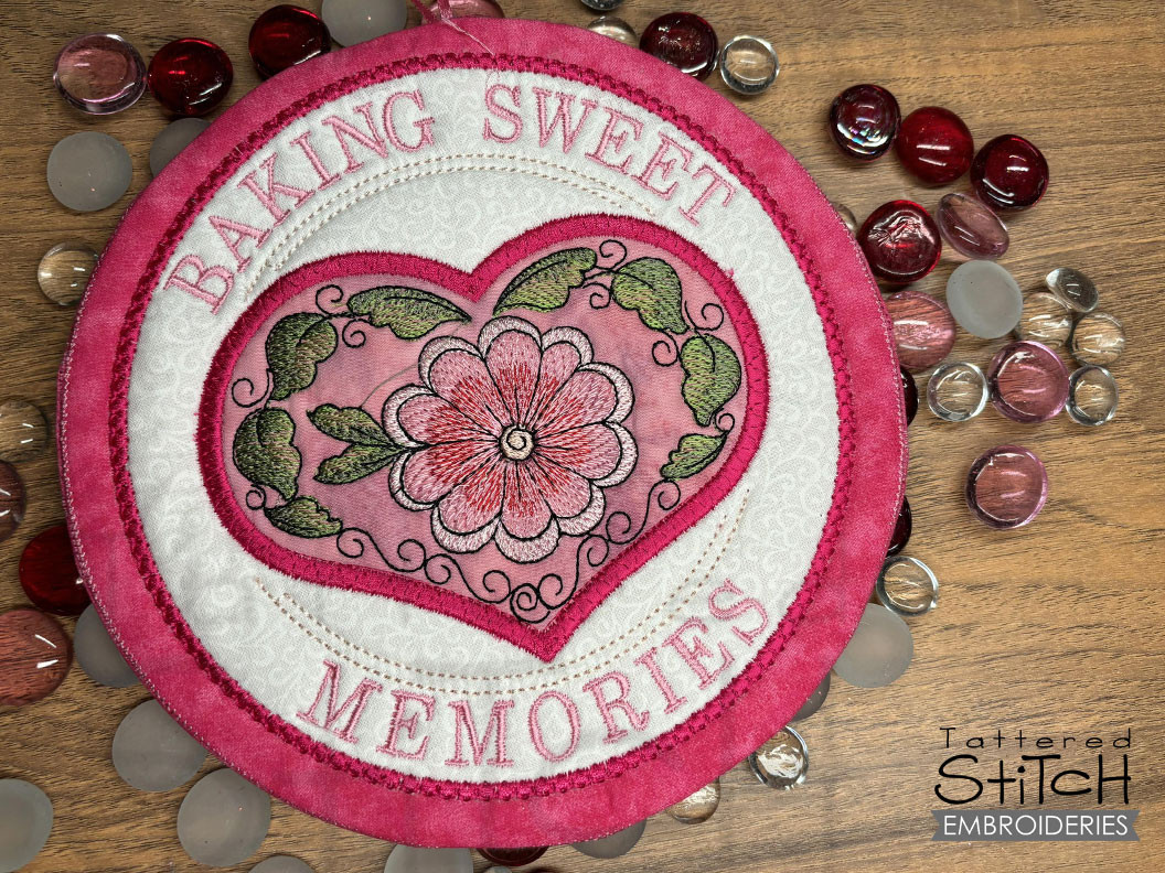 Valentines Hot pad- Embroidery Designs