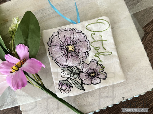 October Cosmos Sachet - Birth Month Flowers - Machine Embroidery ...