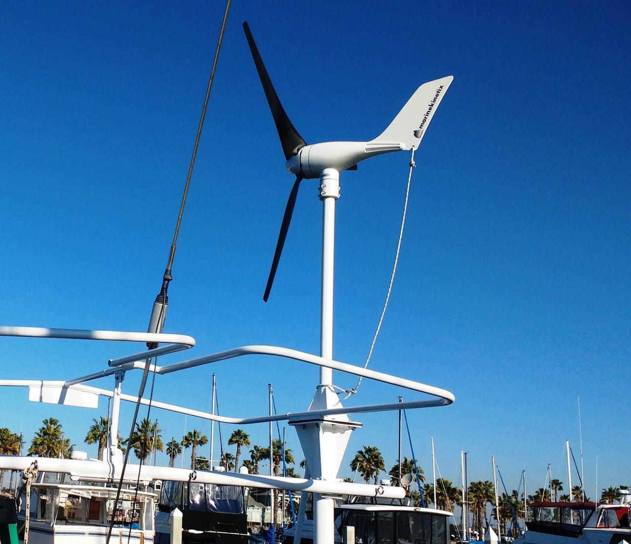 MarineKinetix MK4+ - The best marine wind generator