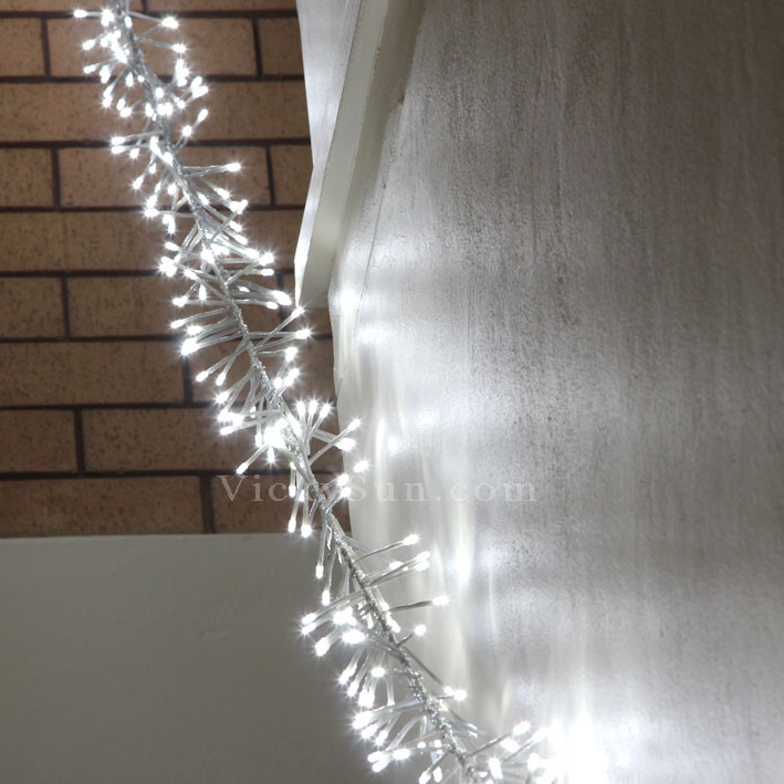 5M 520 LED White Cluster Chaser String Lights (Clear Wire)