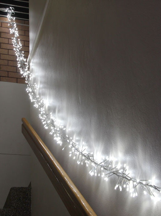 5M 520 LED White Cluster Chaser String Lights (Clear Wire)