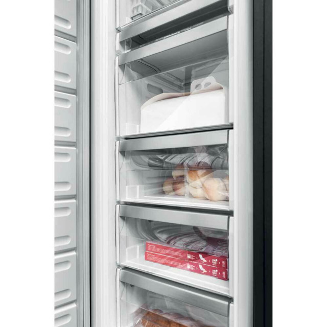 Larder Freezer, Larder Freezer Ireland, Integrated Larder Freezers | Expert