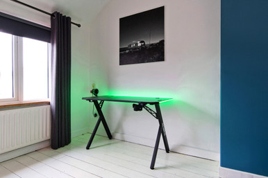 BX Gaming Desk with integrated RGB Lights | TEKGDV04