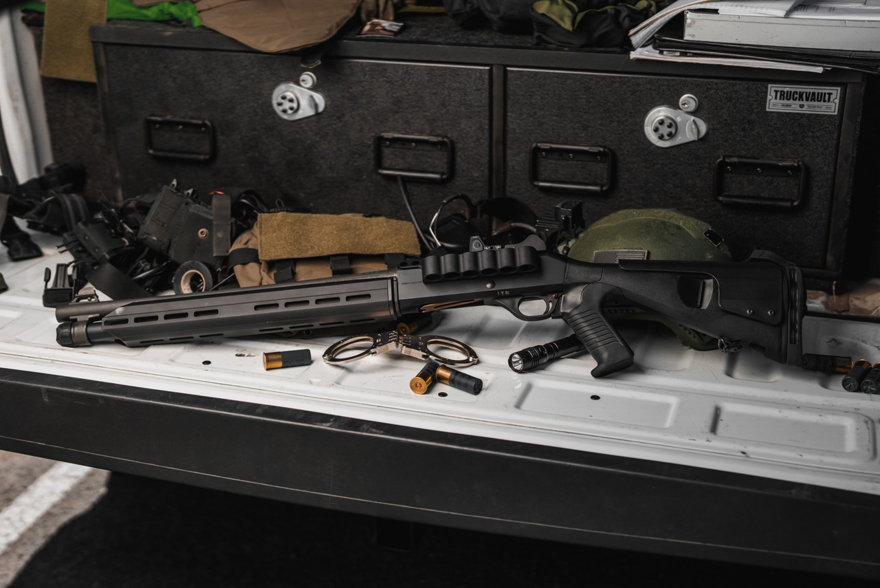 Customizing the Benelli M4 semi-automatic shotgun - Mesa Tactical