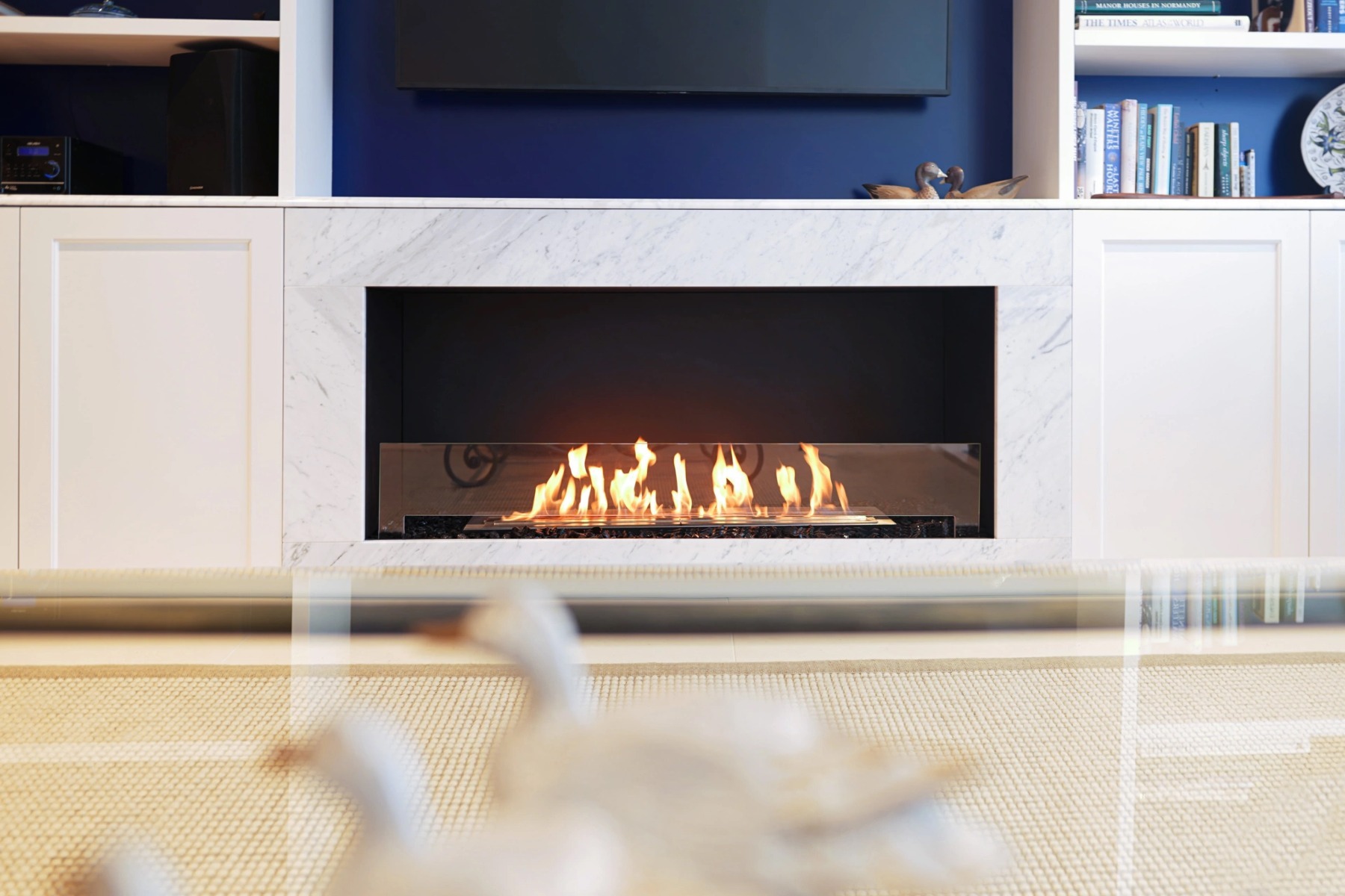 Luxury Gas Fireplaces, Wood Fireplaces & Electric Fireplaces - Luxury Fire