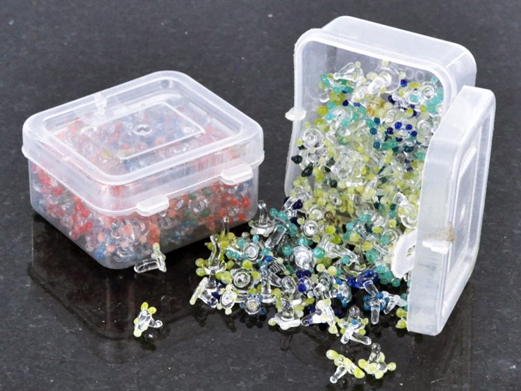 Pipe Screens: What They Are and How to Clean Them - Puffr