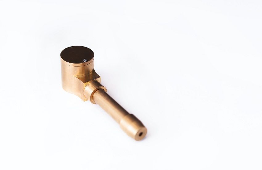 A Brief History of the Hand Pipe - Puffr