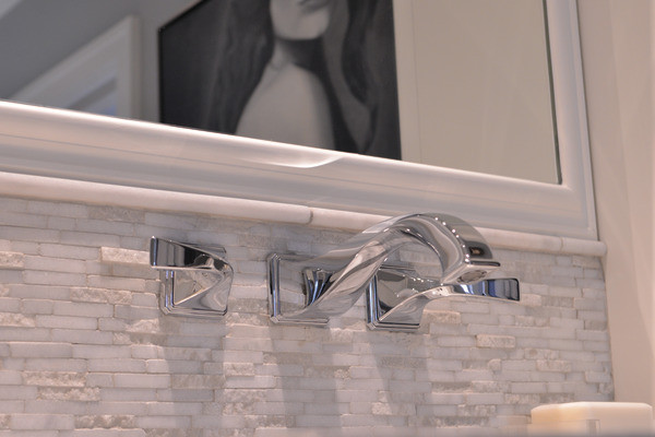 Brizo LITZE® SmartTouch® Pull-Down Kitchen Faucet with Angled Spout and ...