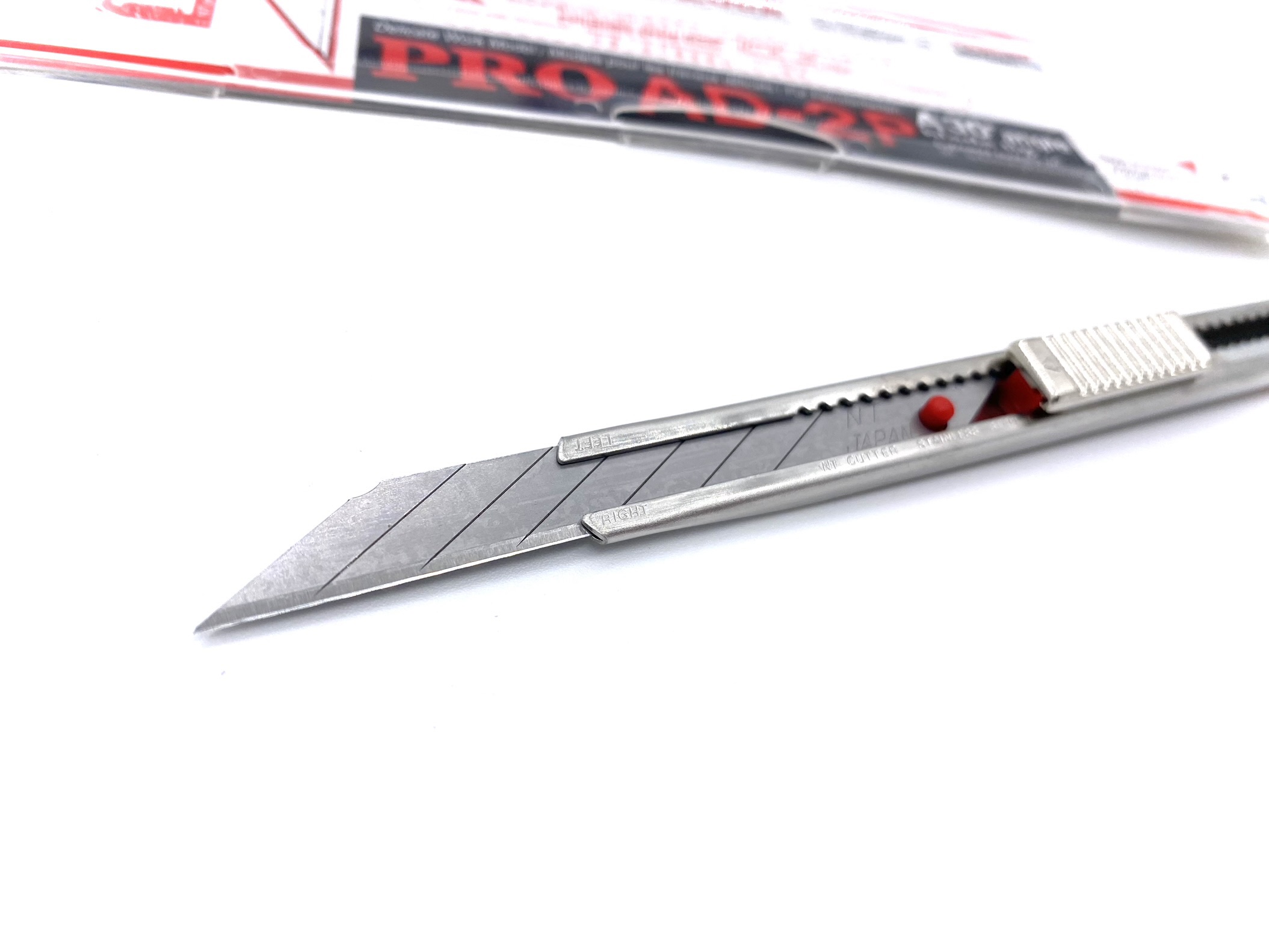 NT AD-2P knife Red Dot