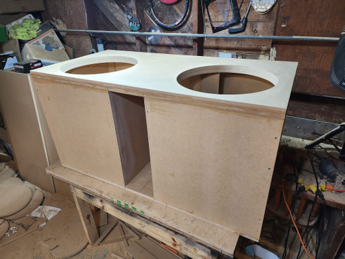 JuiceBox Enlosures | Custom Subwoofer Boxes & Speaker Enclosures