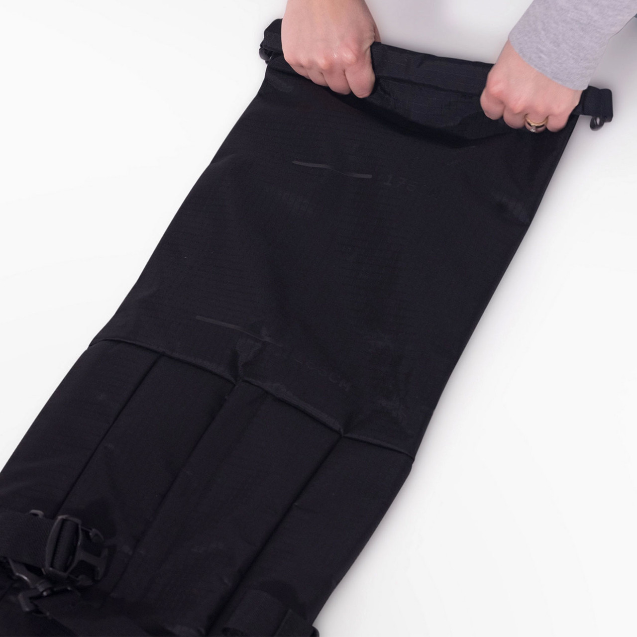 LINE Roll Top Black Carry Ski Bag LN251406001