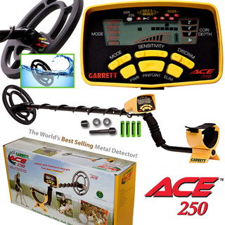 GARRETT Ace 200 Metal Detector Bundle 1141070-1612500