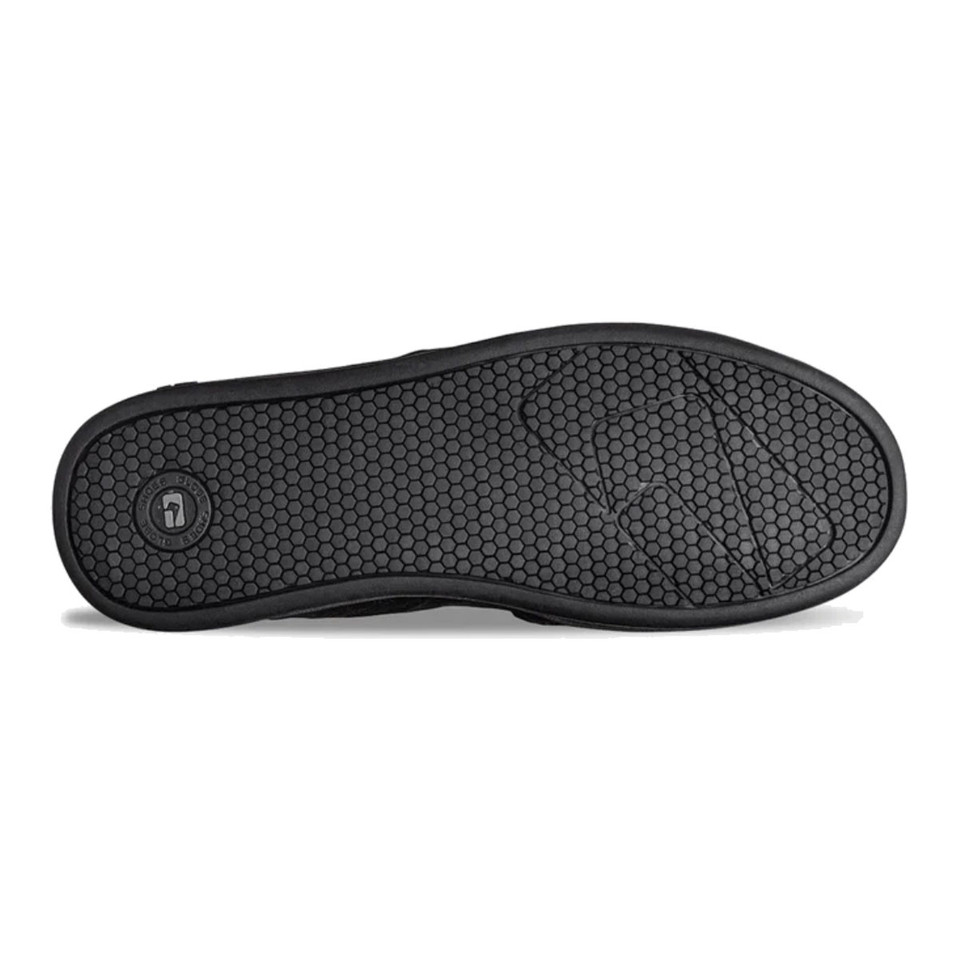 GLOBE Castro Shoes 13338