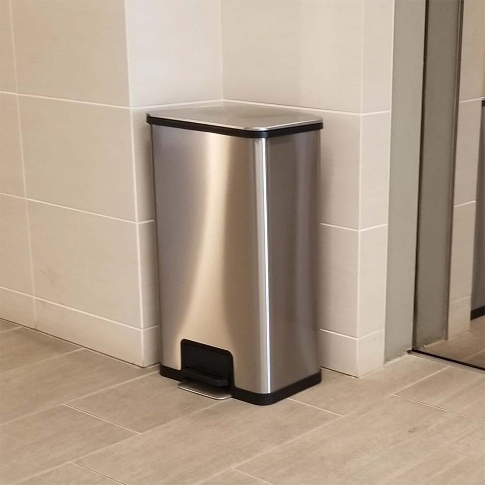 Meet Your Needs with our 18-Gal AirStep Trash Can