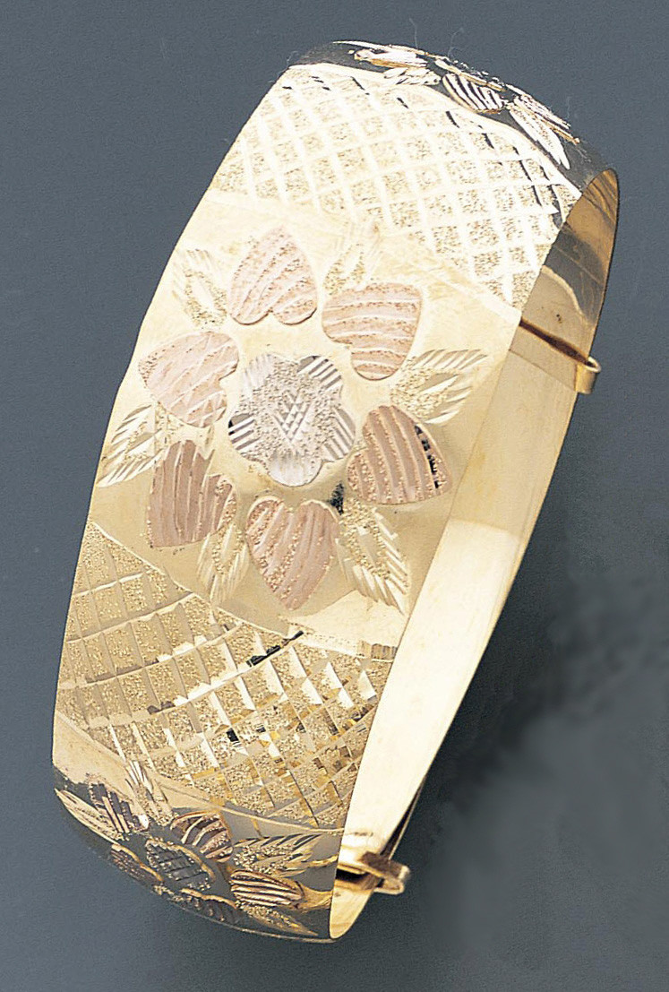 14k Gold Tri-color 31mm Wide Adjustable Engraved Bangle | Sarraf.com