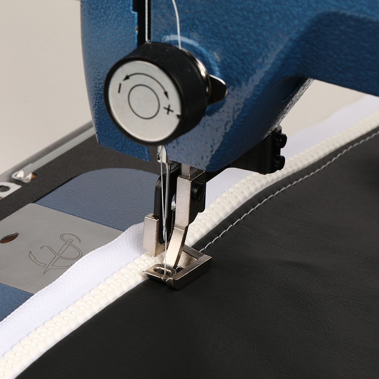 Right Zipper Foot For Sailrite® Ultrafeed® Lsz Sailrite