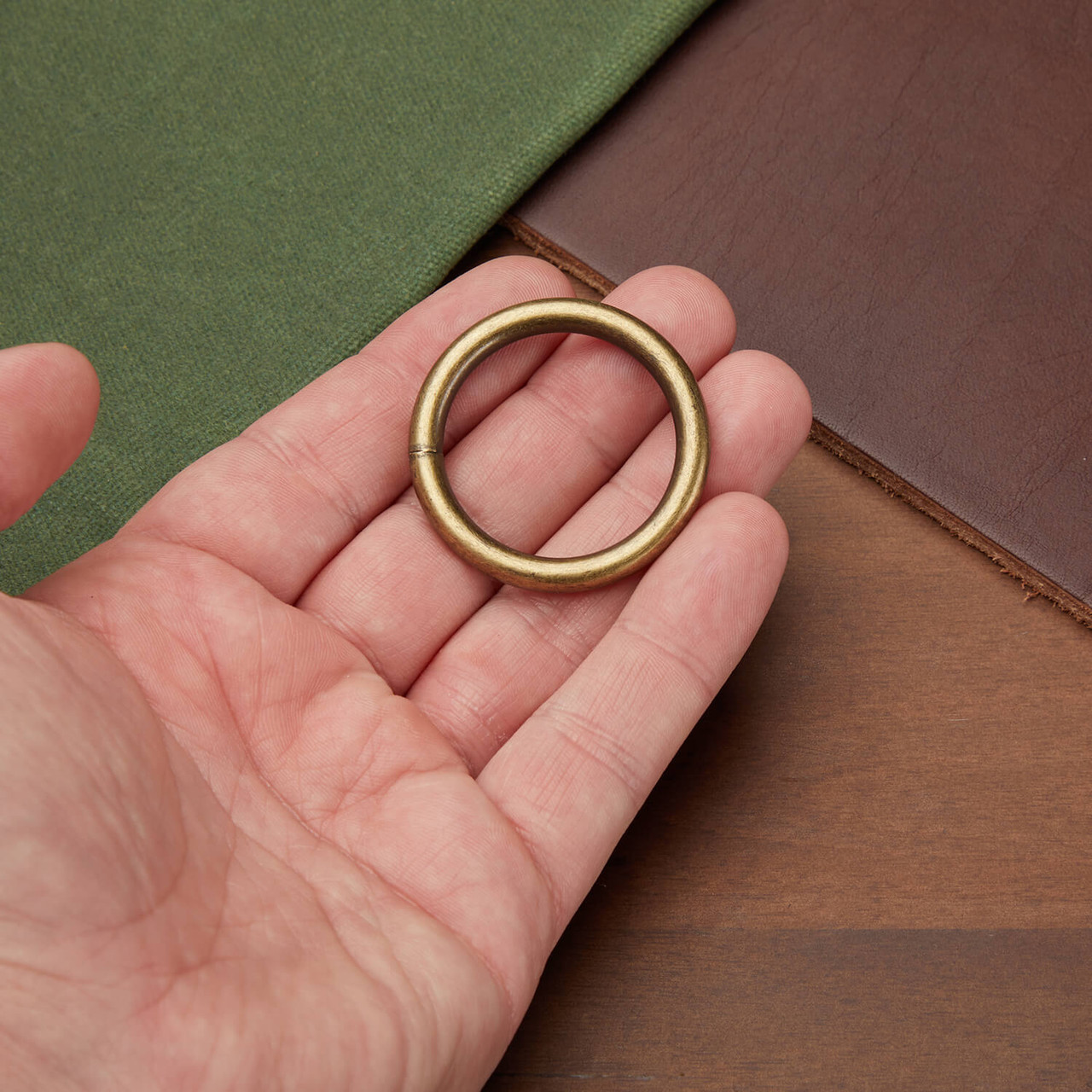 1-1/4" Antique Brass Round Ring (6 pack) - Sailrite