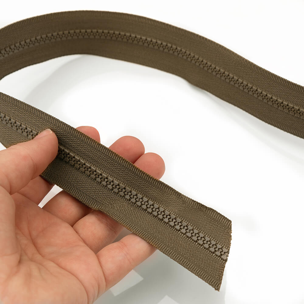 Lenzip® #5 Coyote Brown Continuous Molded Tooth Zipper Chain - Sailrite