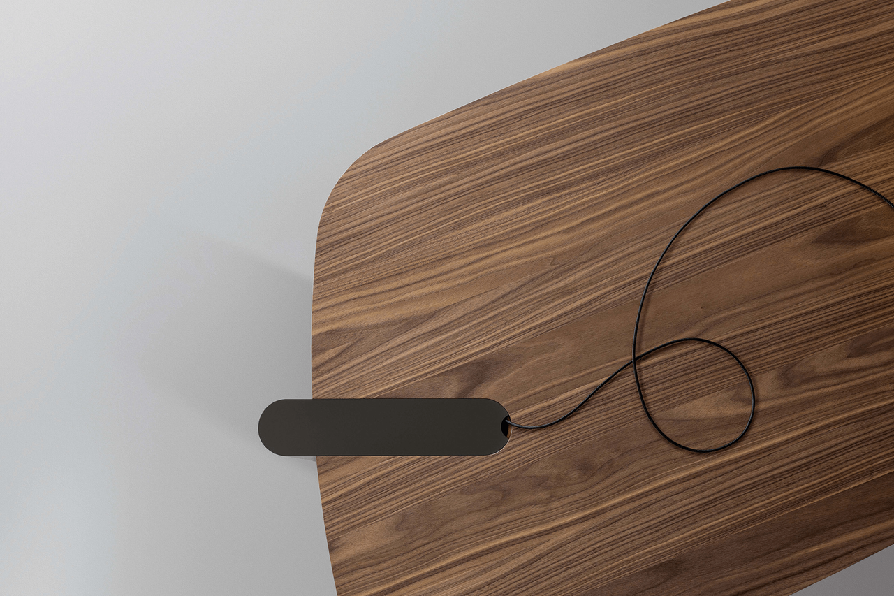 Flatiron Desk - Cantoni