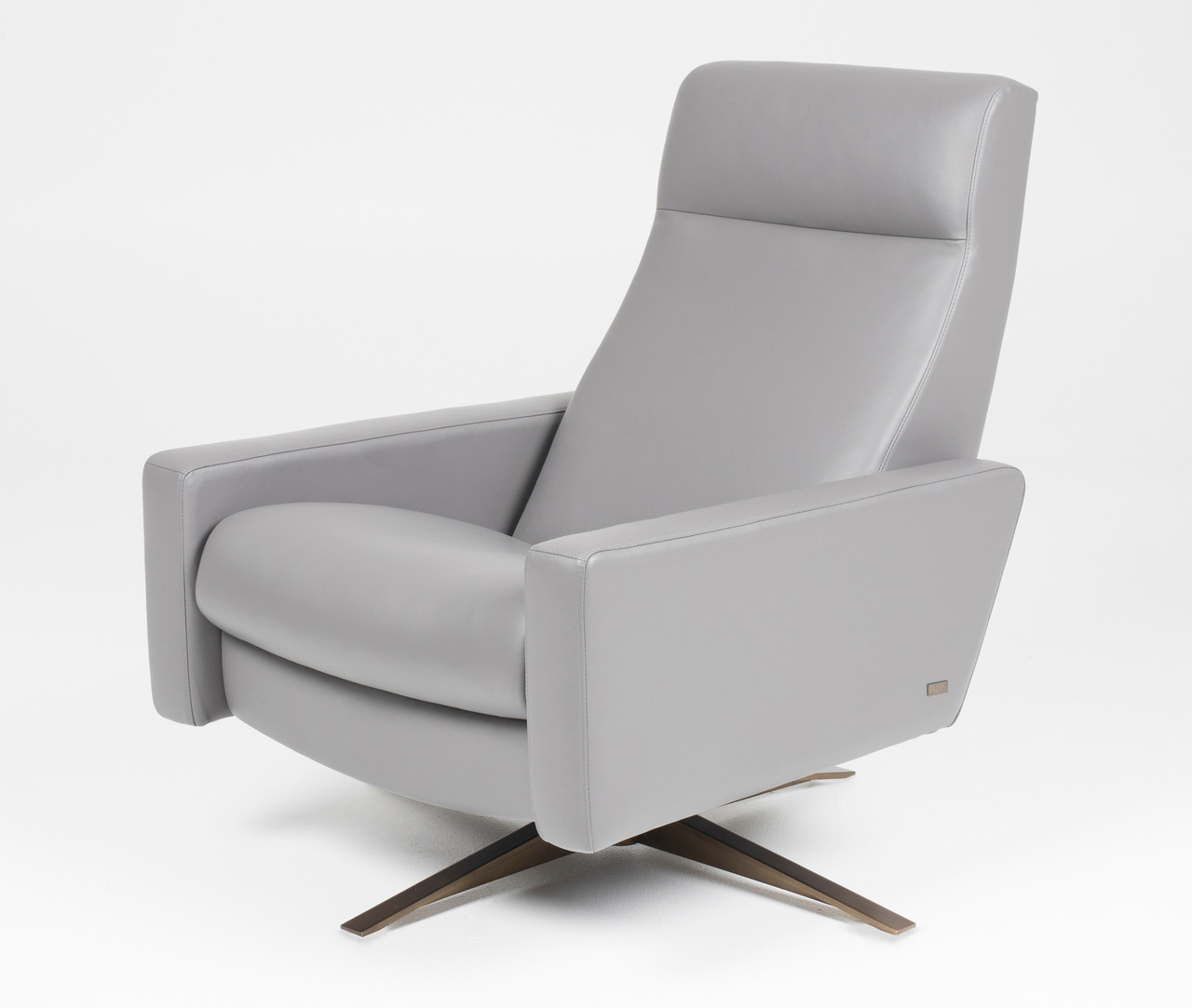 Chic & Comfortable American Leather Cloud Comfort Air Chair