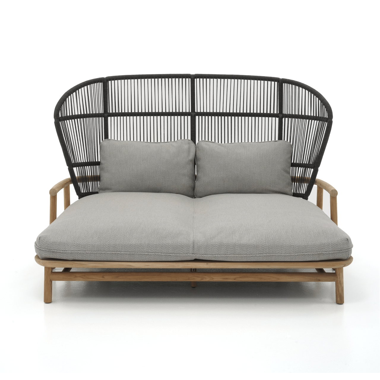 Shop Fern High Back Daybed by Gloster | Cantoni