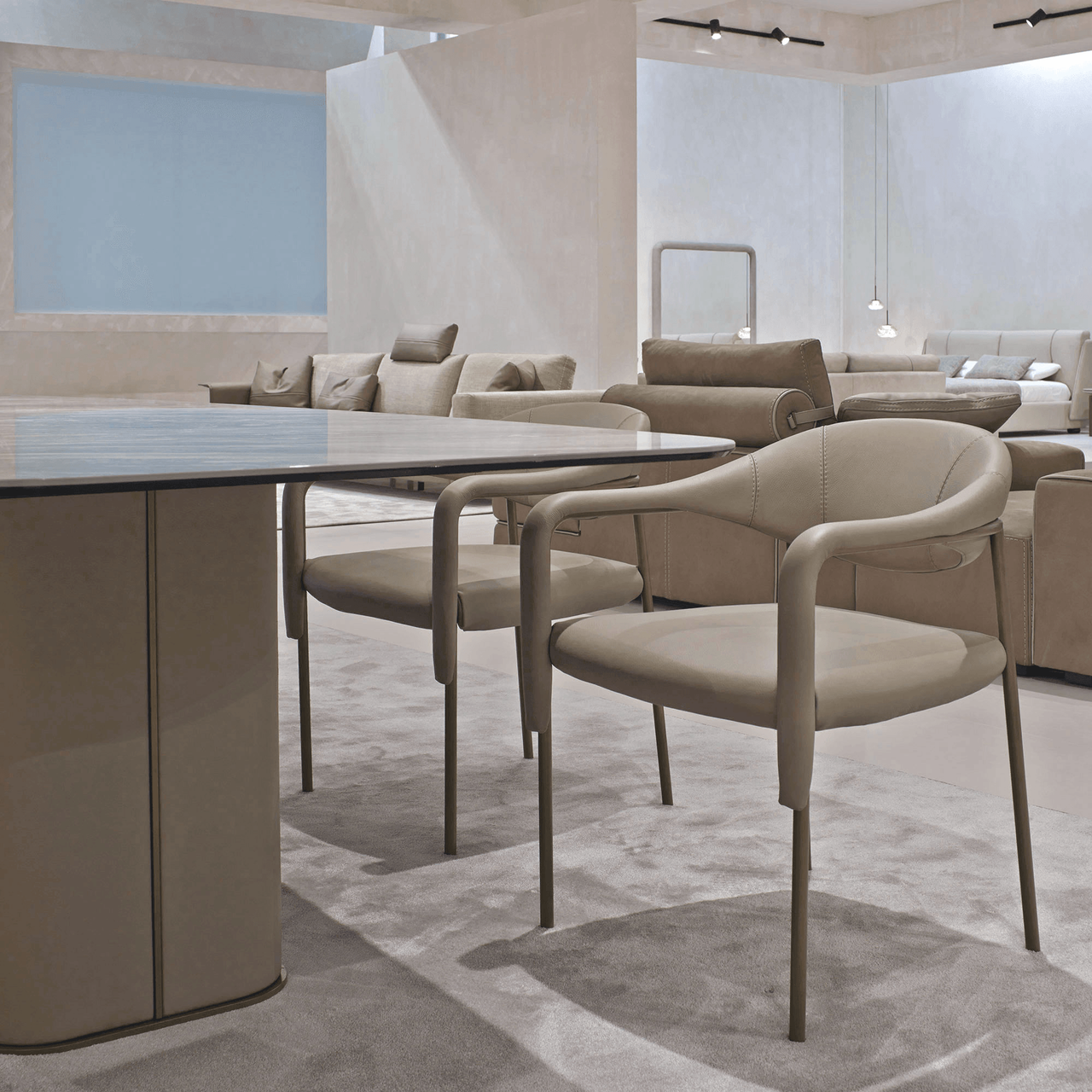 Spider Arm Chair - Cantoni