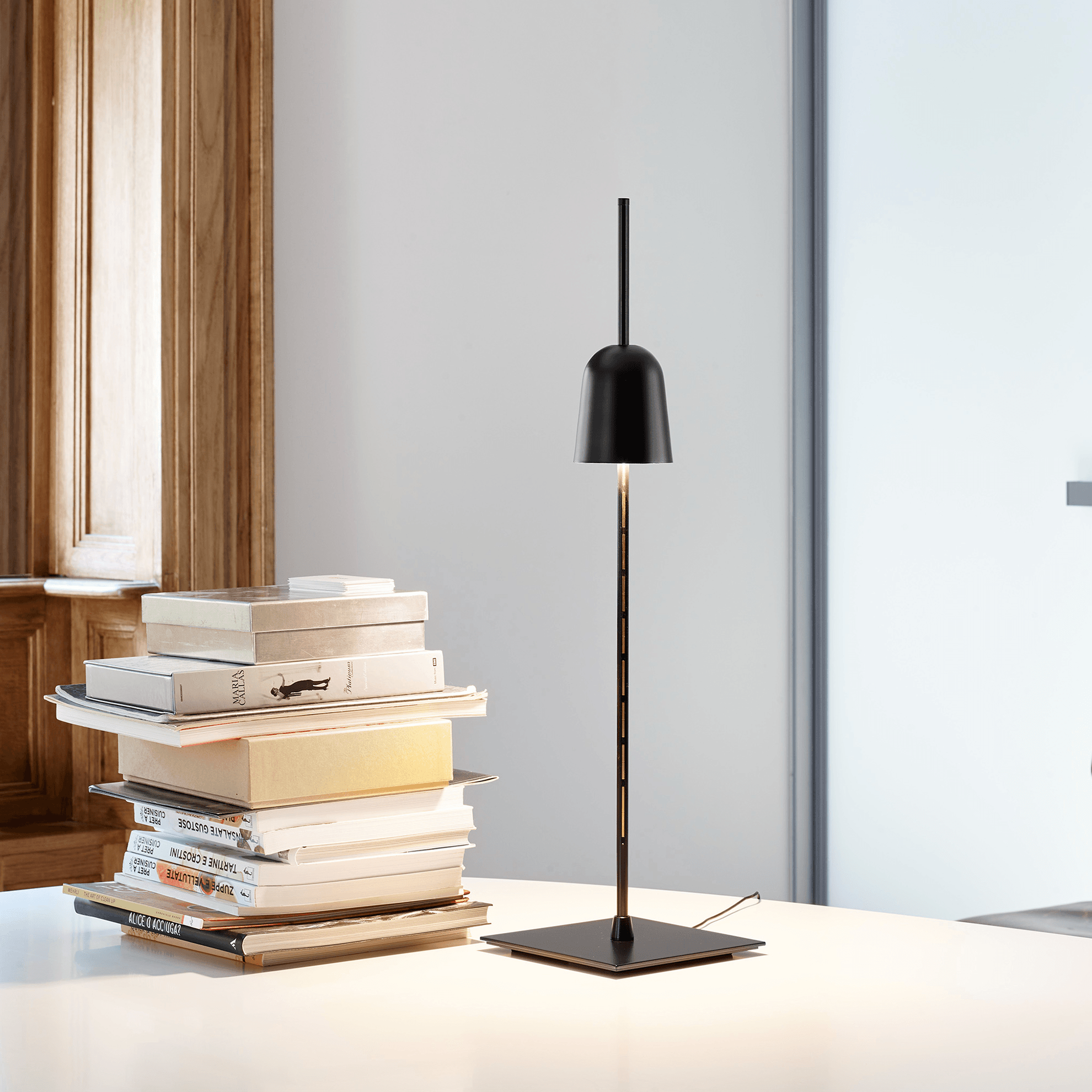 Ascent Table Lamp - Cantoni