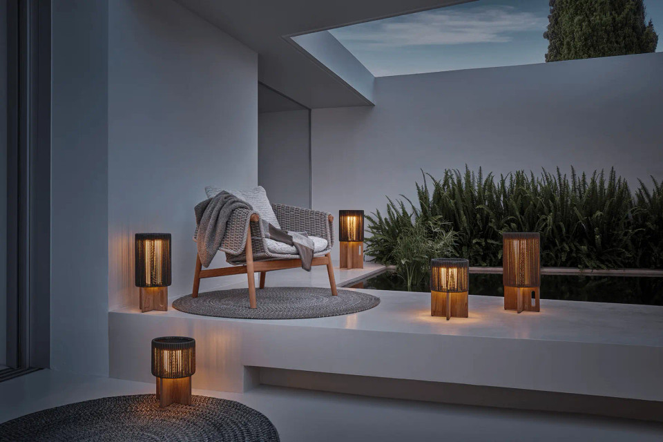 Wrap Lounge Chair - Cantoni