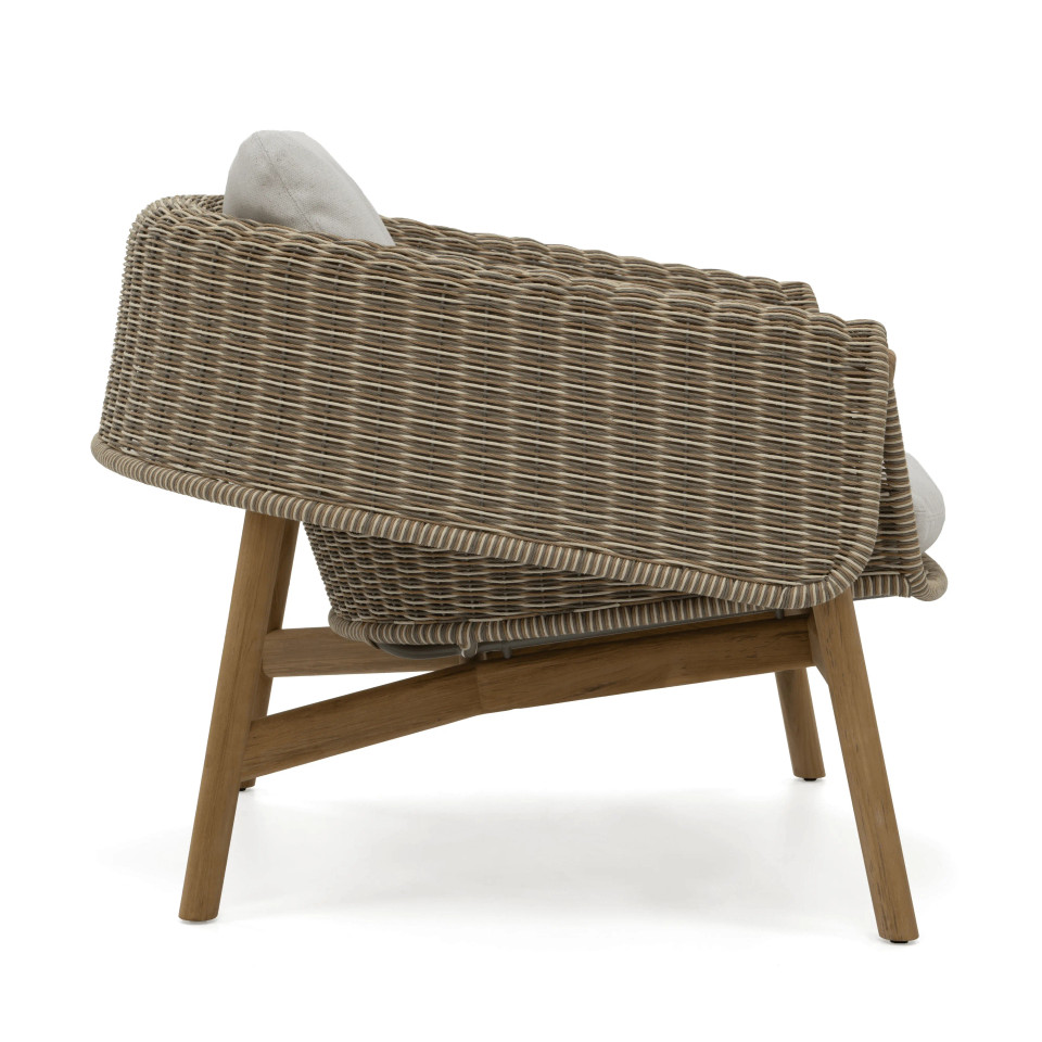 Wrap Lounge Chair - Cantoni