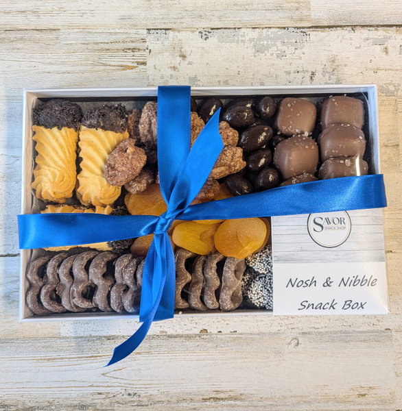 SAVOR Nosh & Nibble Snack Box 20oz - SAVORsnackshop.com