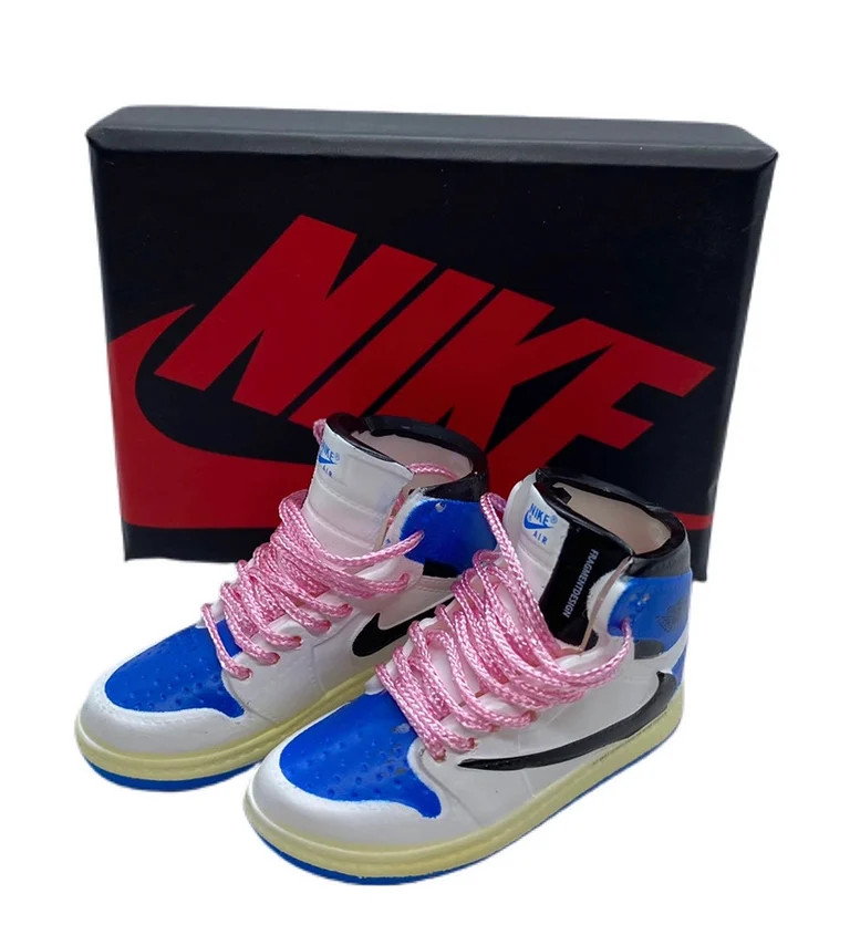 Full mini sneaker collection available