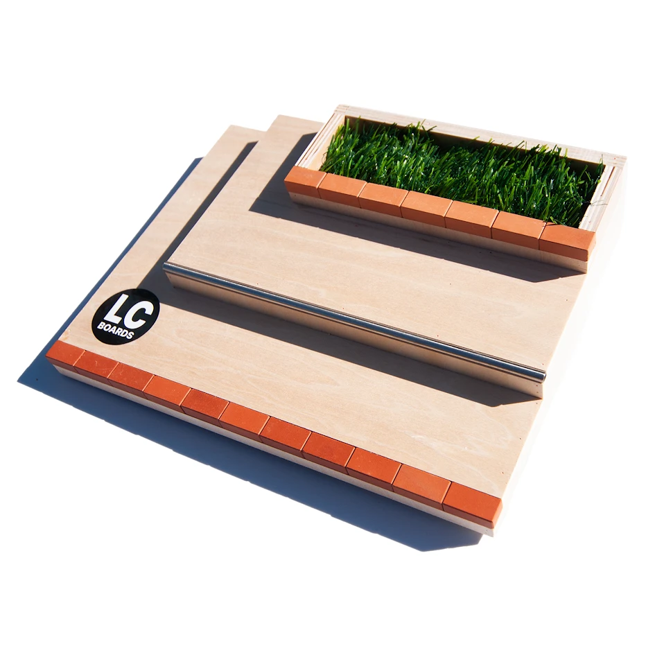 LC BOARDS FINGERBOARD 3 BLOCK PLAZA RAMP WOOD