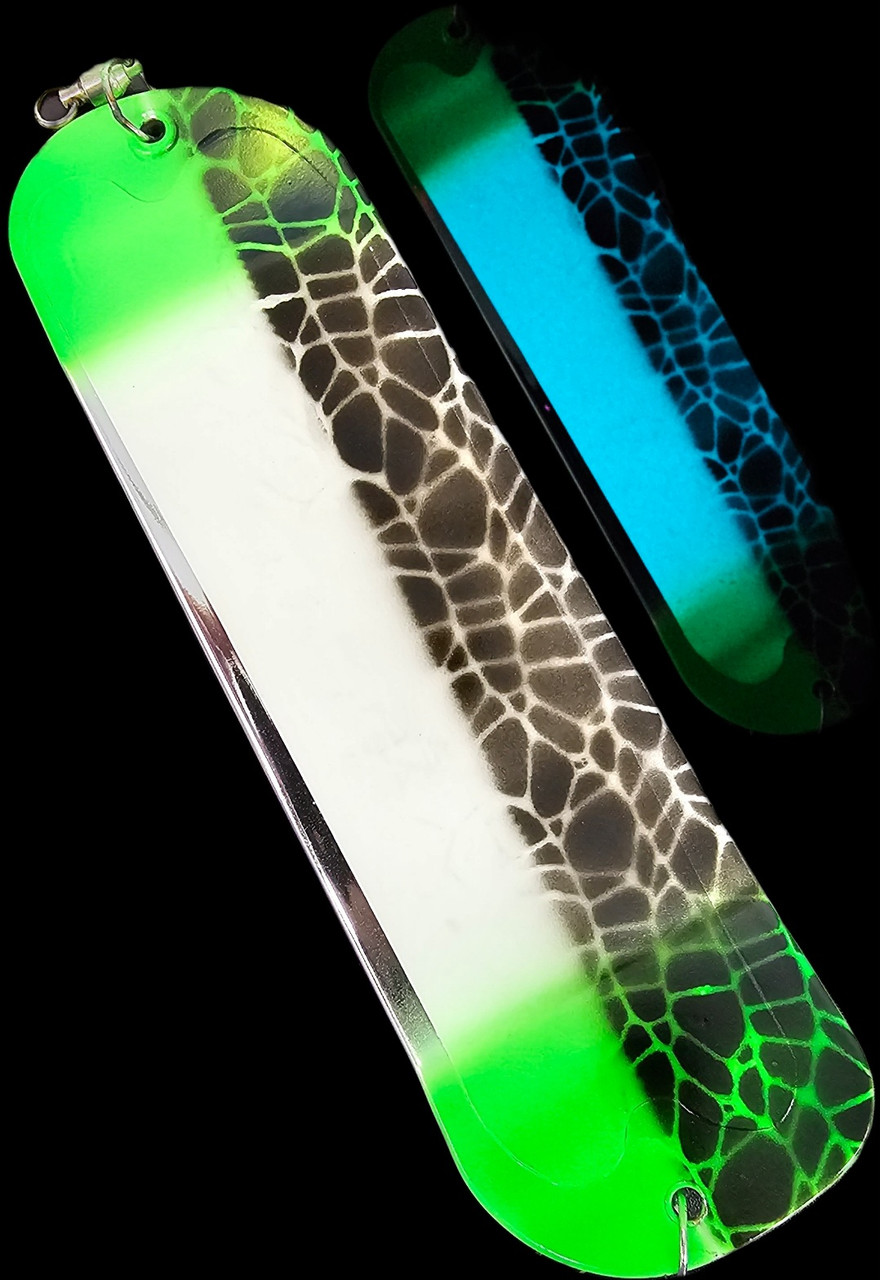 8" Chrome Warrior Gator Skin Flasher w/ 2 Fins