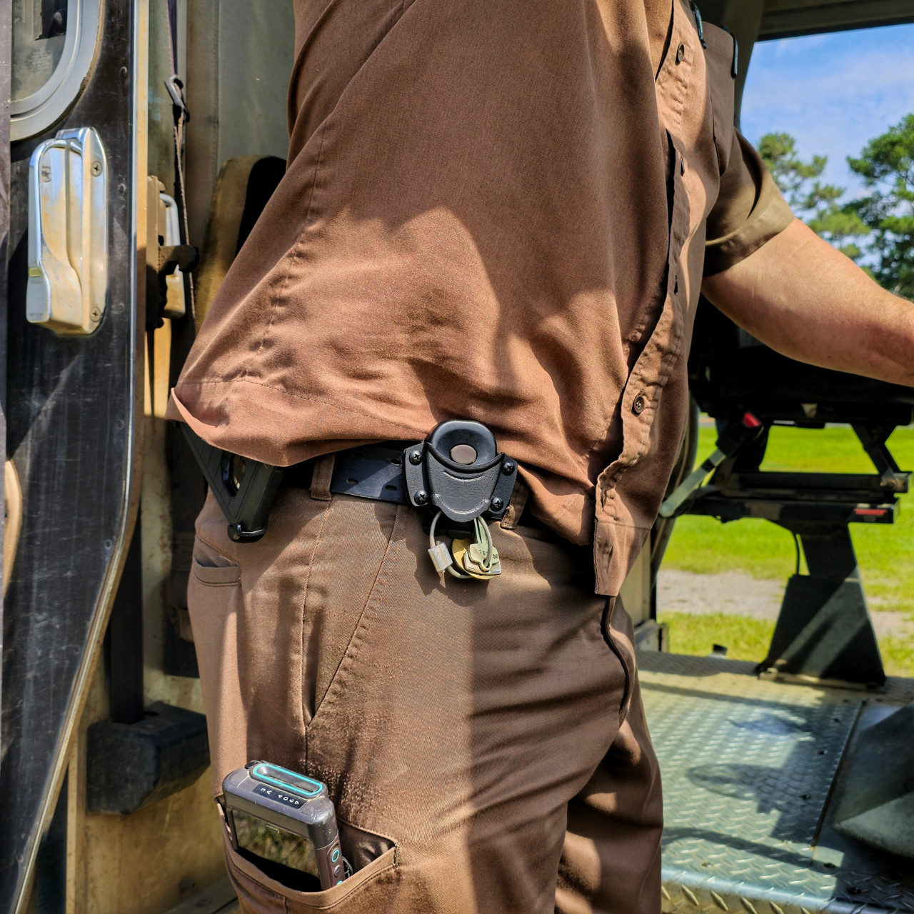 UAS Remote Carrier - Model 20140 - UPS Truck Button Carrier - Kobra ...