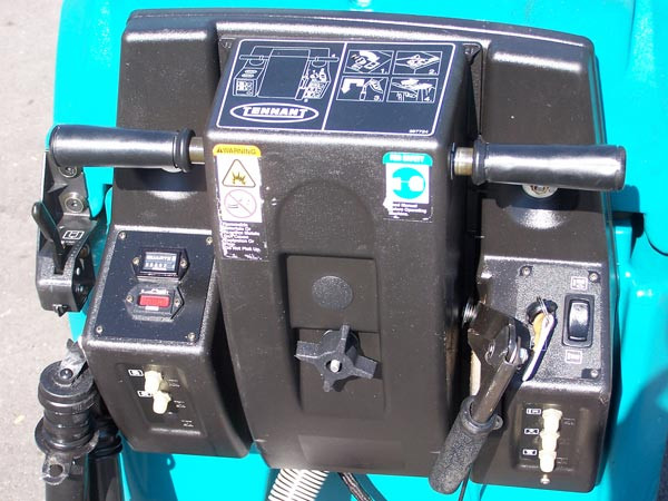 Tennant 5680 28D Refurbished Floor Scrubber for Sale