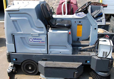Advance Hydro Retriever 2042 Floor Scrubber and Parts for Sale