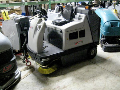 IPC Eagle Genius 1400 Refurbished Rider Floor Sweeper for Sale