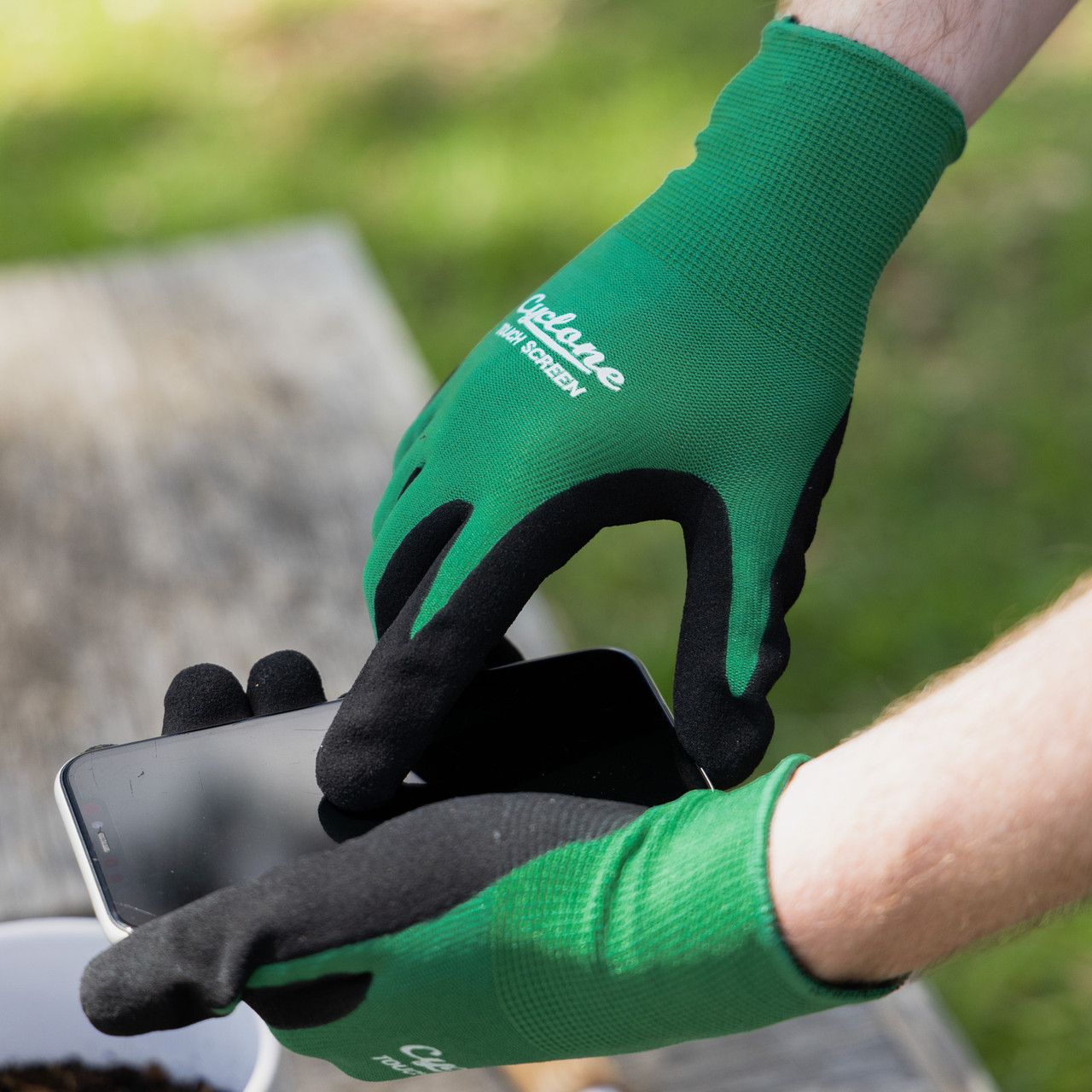 Cyclone Touch Screen Gloves - Four Seasons Nursery