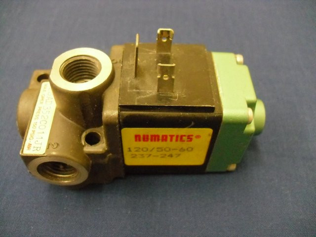Solenoid Valve Numatics 237-247 - Axxa - Motor Control & Automation