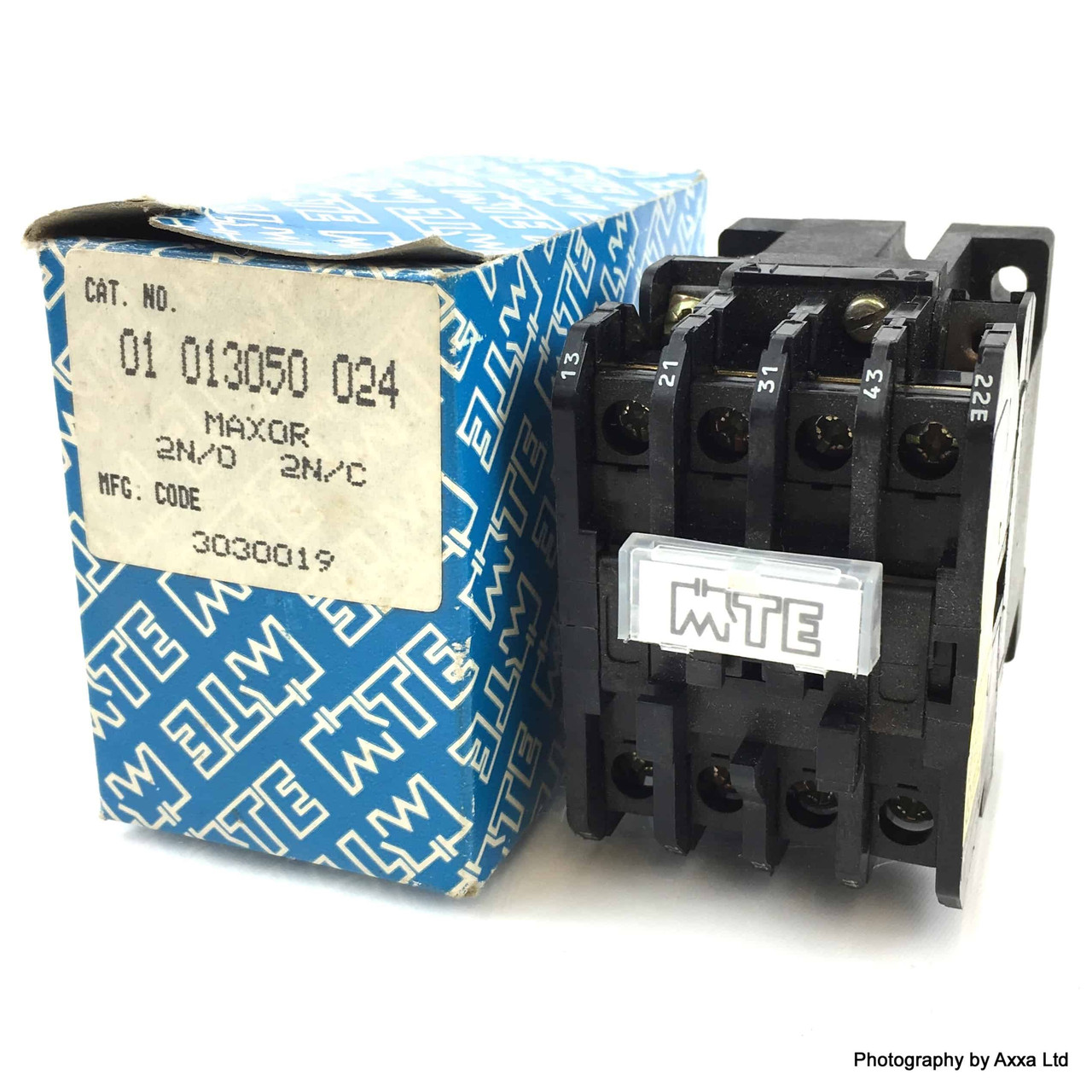 Control Relay 01-013050-024 MTE 24VAC 2NO/2NC MAXOR-0130 - Axxa - Motor Control & Automation