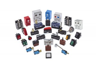 Basic Switch MN4MIM1Y EMAS - Axxa - Motor Control & Automation