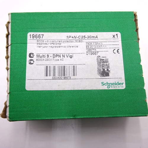 Schneider Products - Axxa - Motors & Motor Control