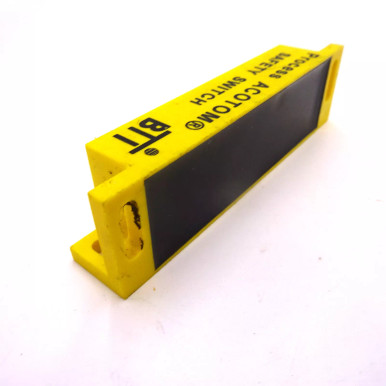 Safety Switch Transmitter 133 BTI Furtif *Used* - Axxa - Motor Control ...