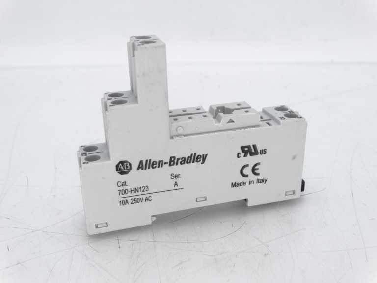 Allen Bradley 700-HN221 Series B Relay Socket